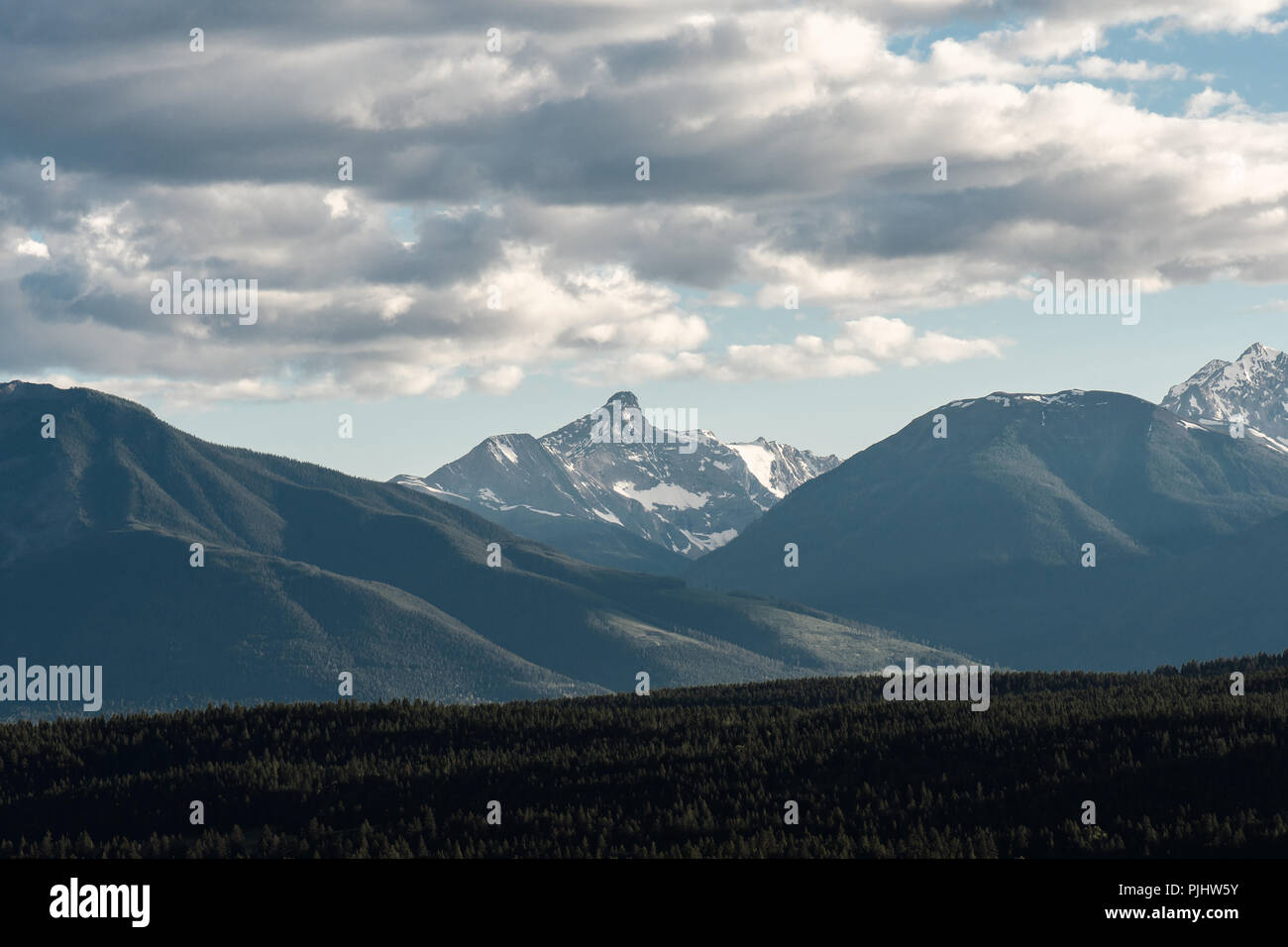 Purcell mountains hi-res stock photography and images - Alamy