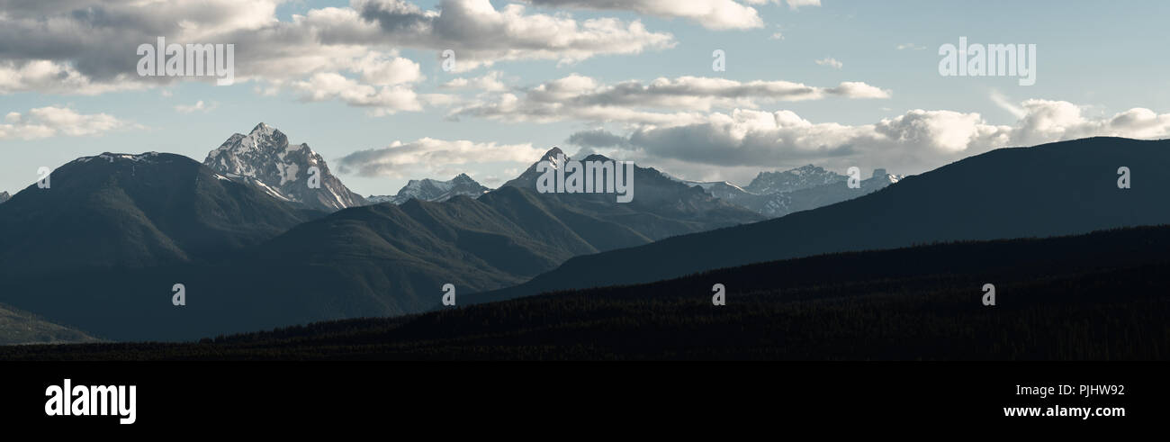 Purcell mountains at sunrise hi-res stock photography and images - Alamy
