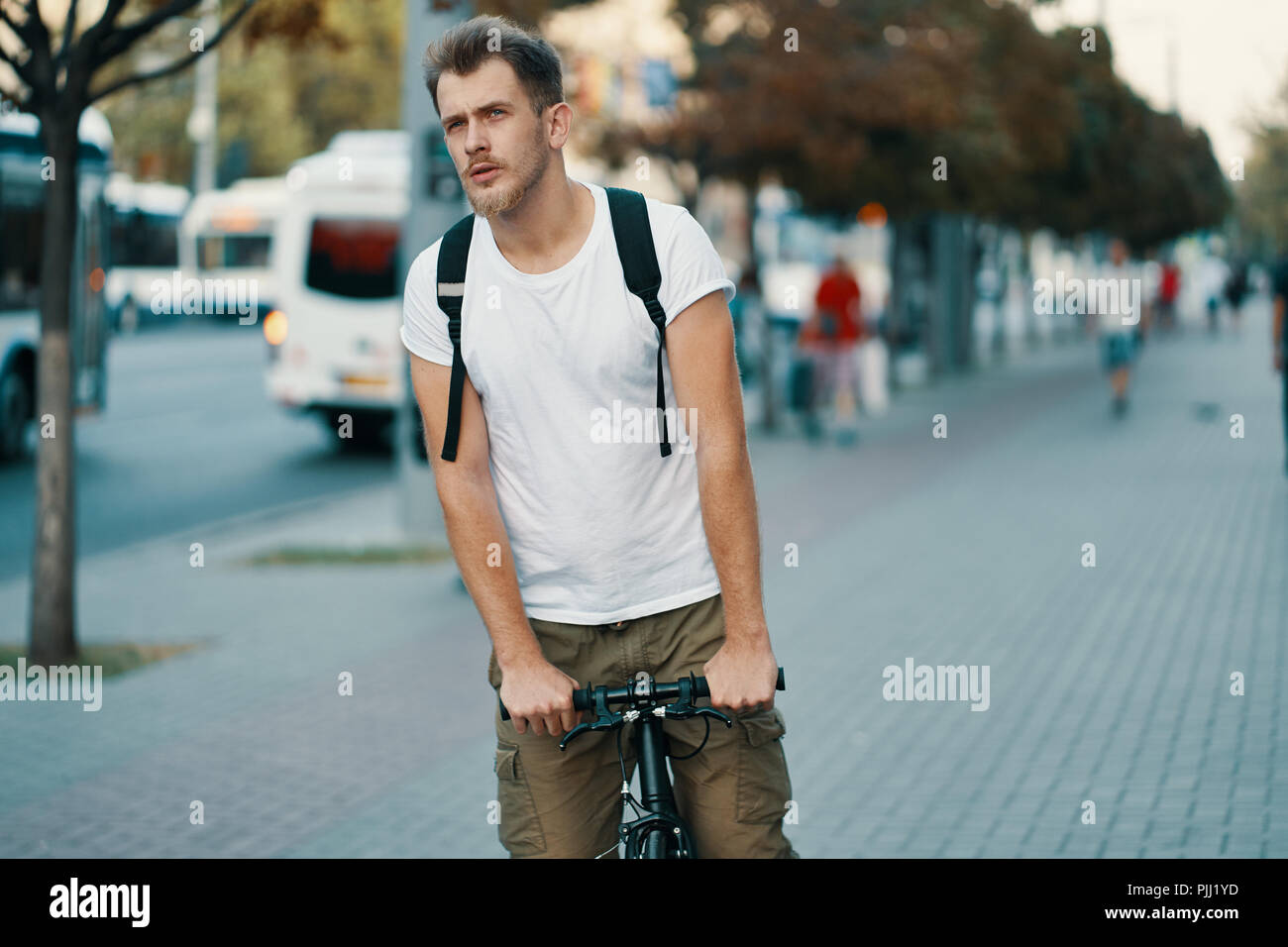 Old cycle courier hi-res stock photography and images - Alamy