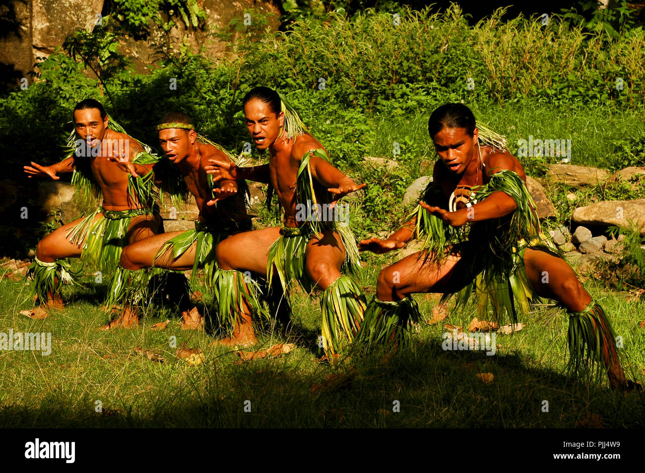Marquesas dance hi-res stock photography and images - Alamy