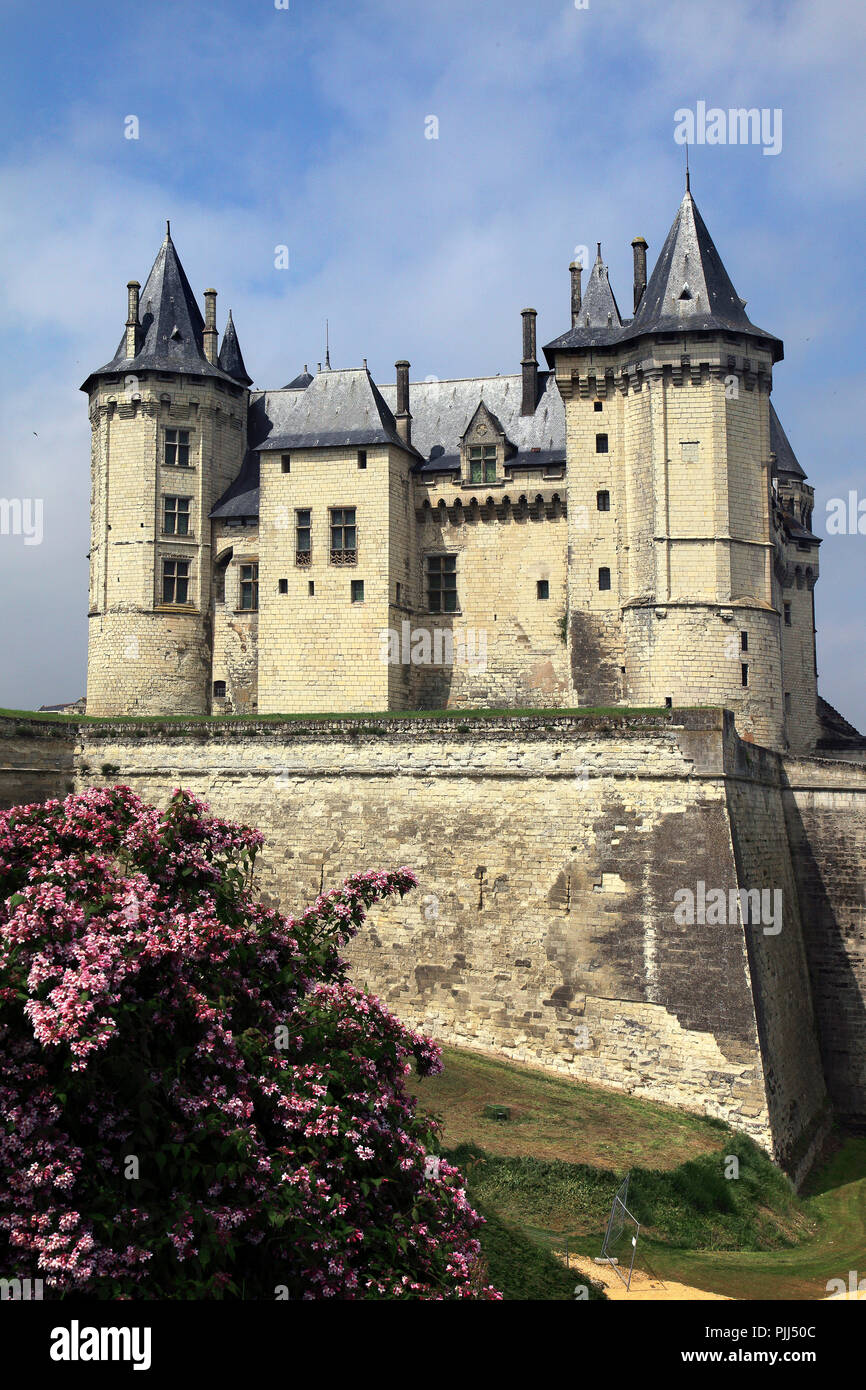 Eastern castle hi-res stock photography and images - Alamy