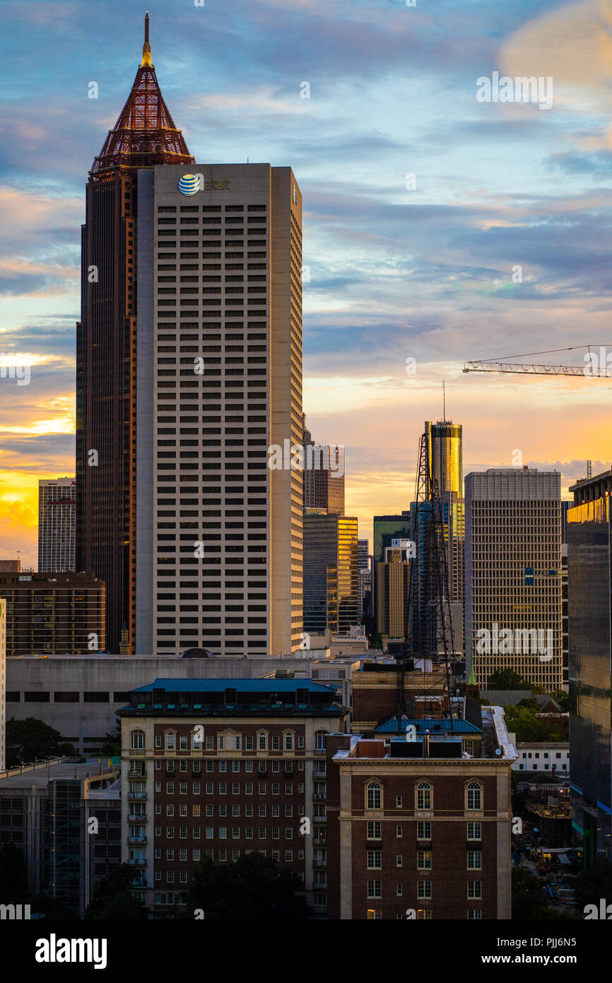 Hight buildings hi-res stock photography and images - Alamy