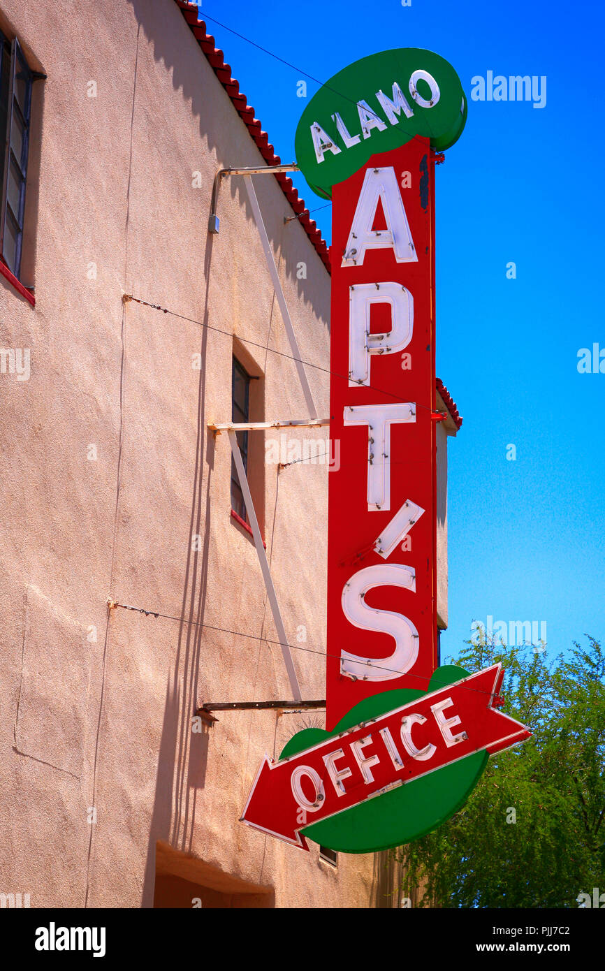 Alamo logo hi-res stock photography and images - Alamy