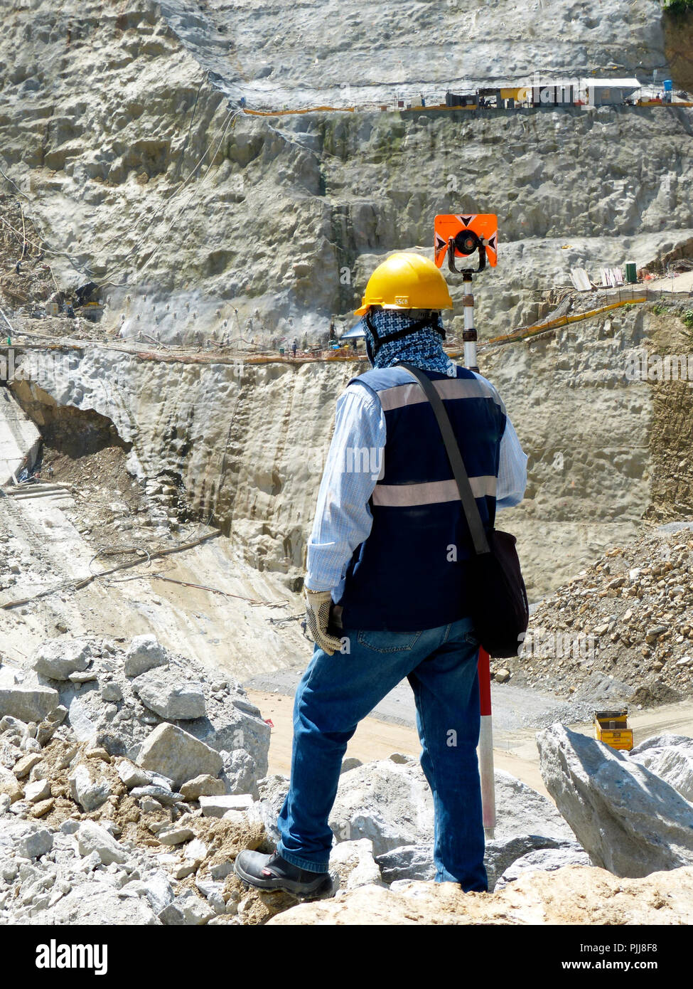 Surveyor topographer engineer hi-res stock photography and images - Alamy