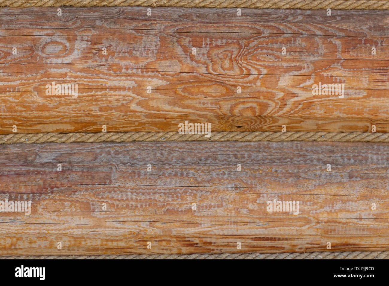 Logs for timber frame house hi-res stock photography and images - Alamy