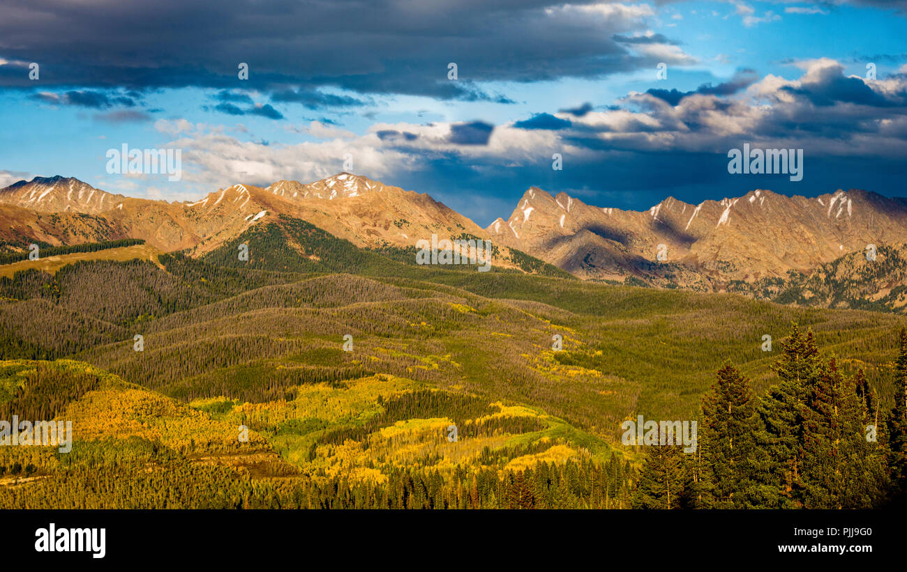 Colorado Rocky Mountains Gore Range Vail Stock Photo - Alamy