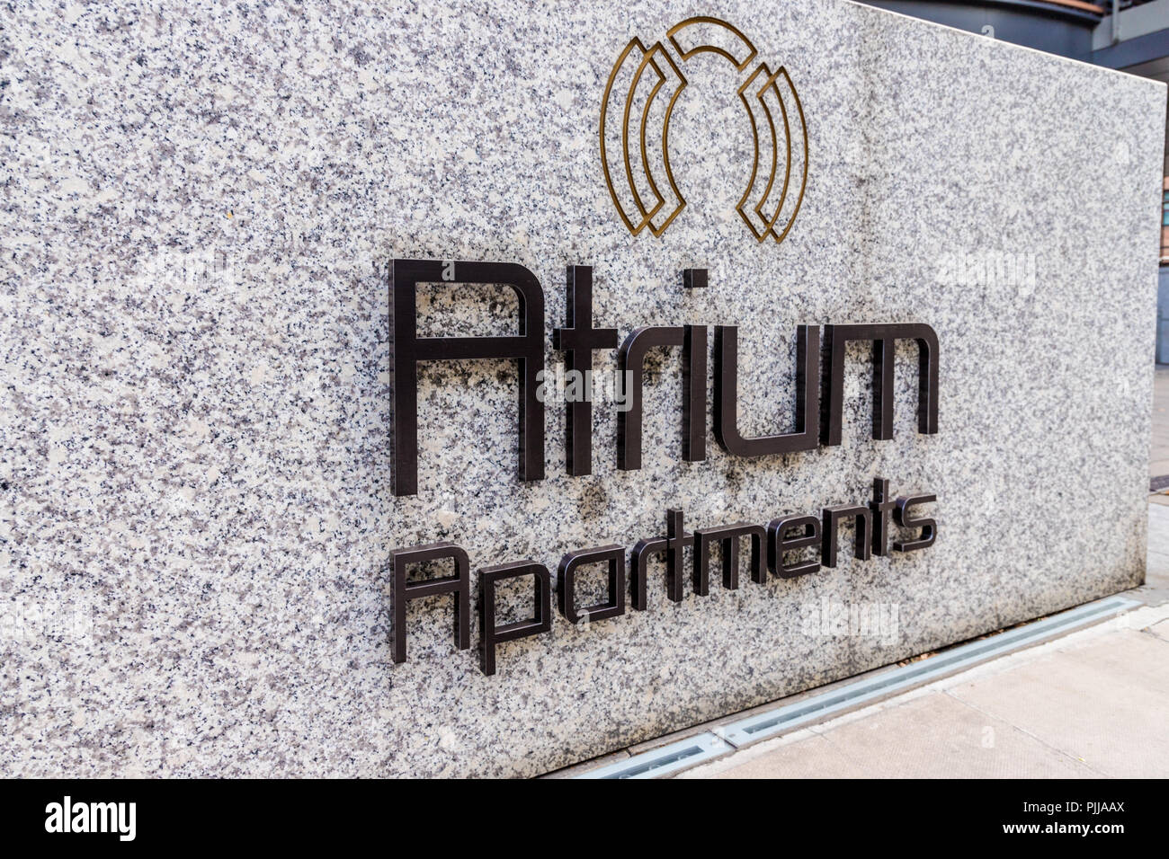 External atrium hi-res stock photography and images - Alamy