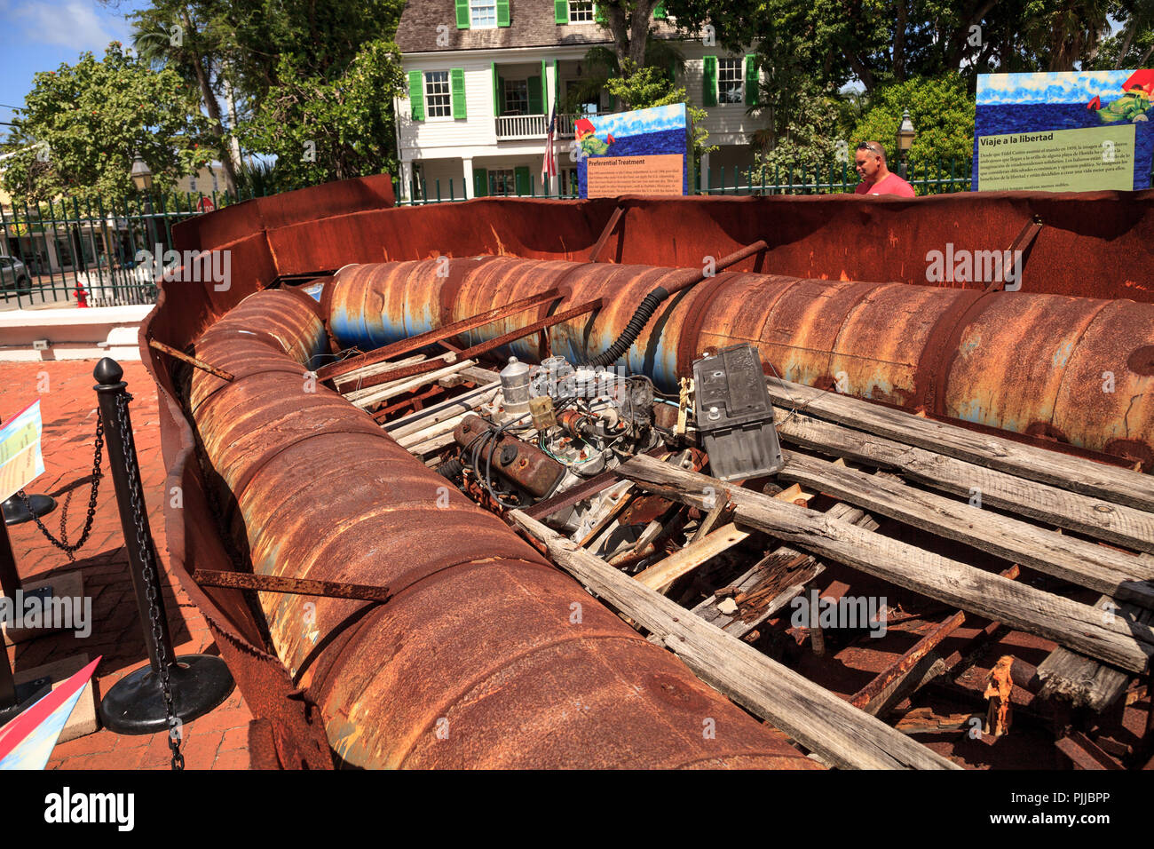 Cuban raft hi-res stock photography and images - Alamy
