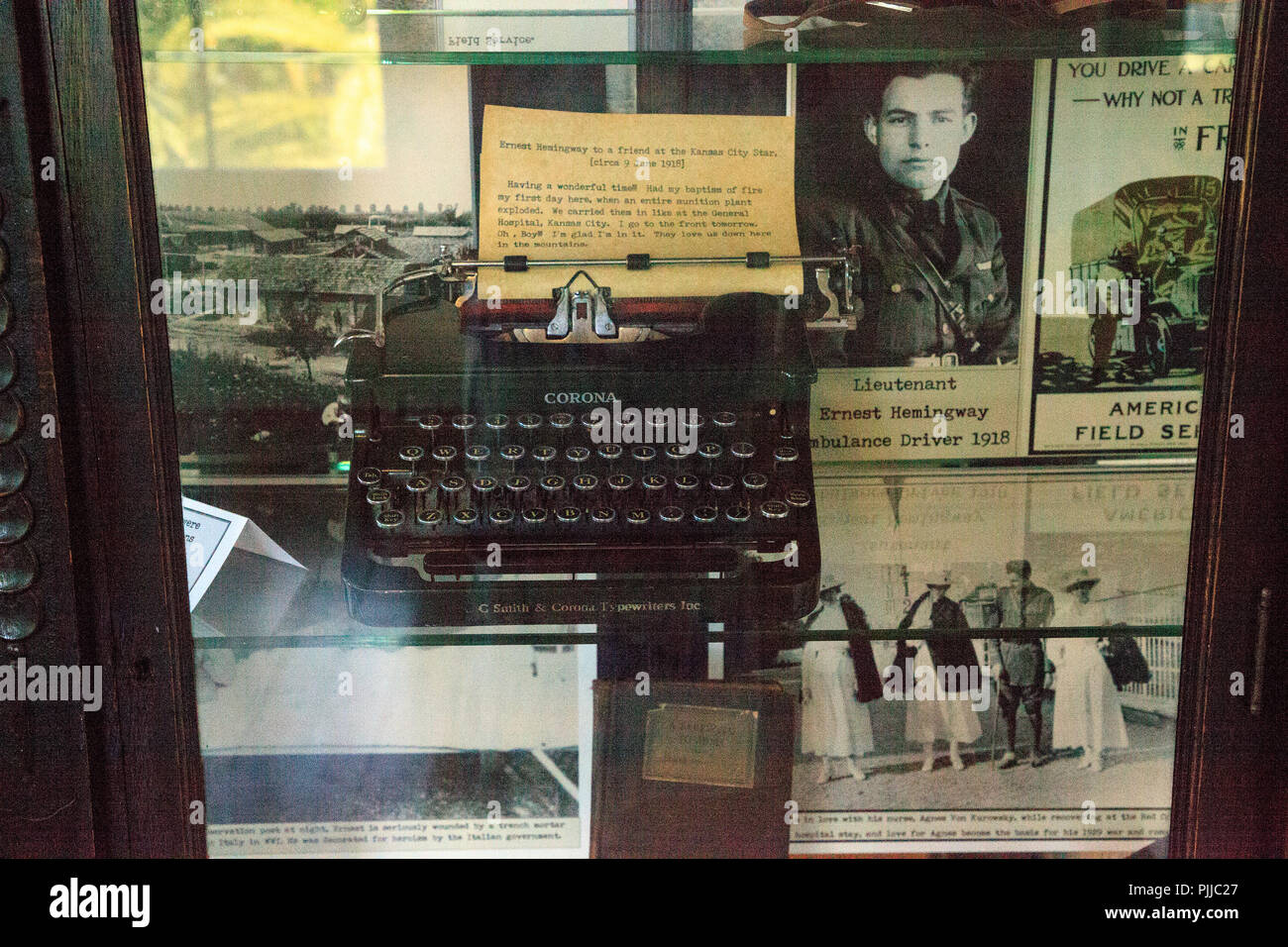 Hemingways Office High Resolution Stock Photography and Images - Alamy