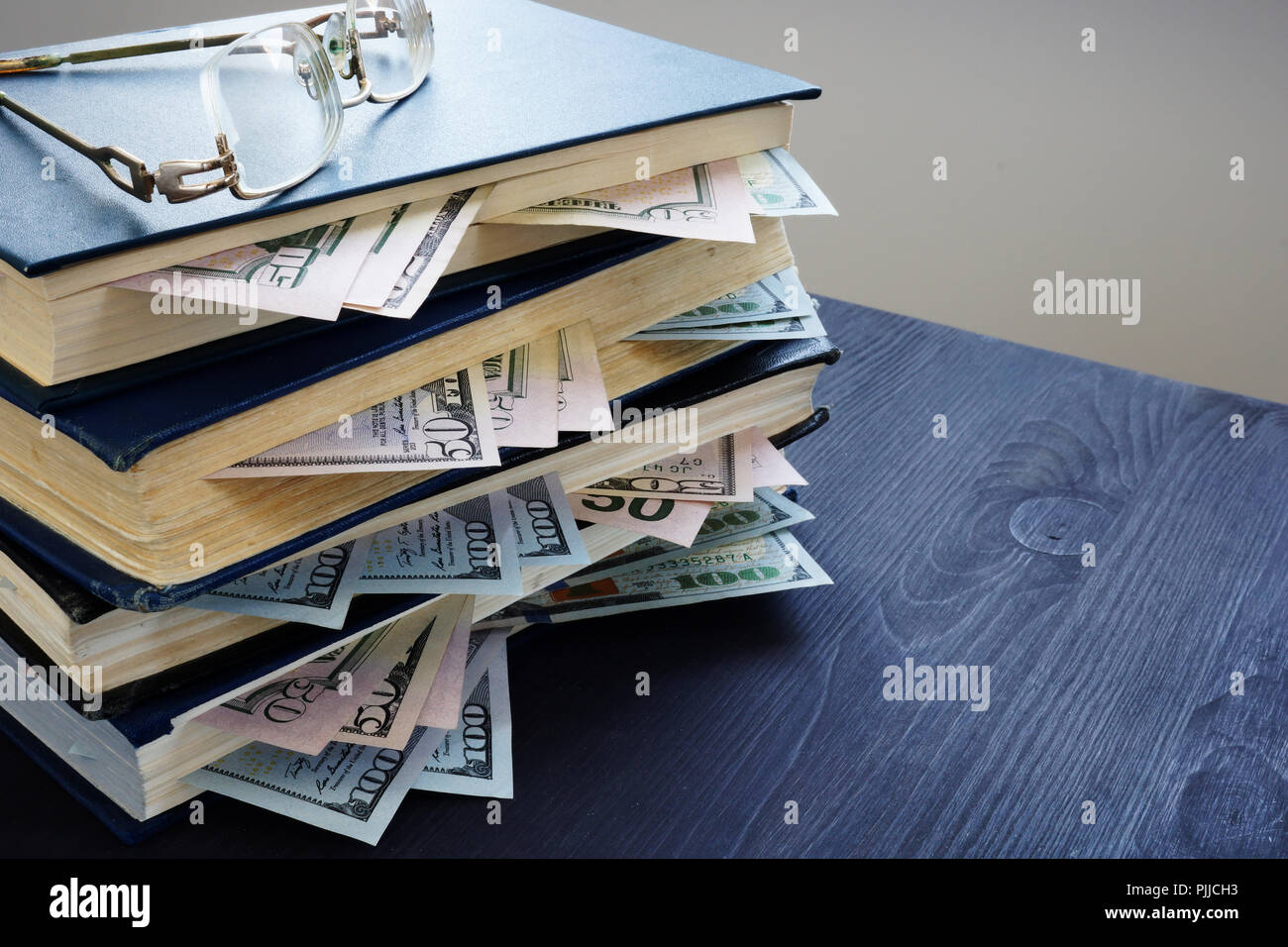 Cash account book hi-res stock photography and images - Alamy