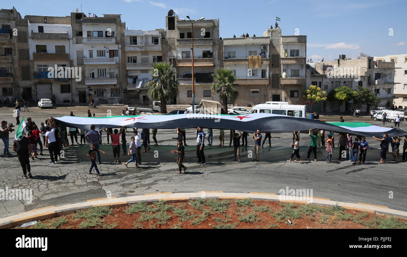 Syrian revolution flag hi-res stock photography and images - Alamy