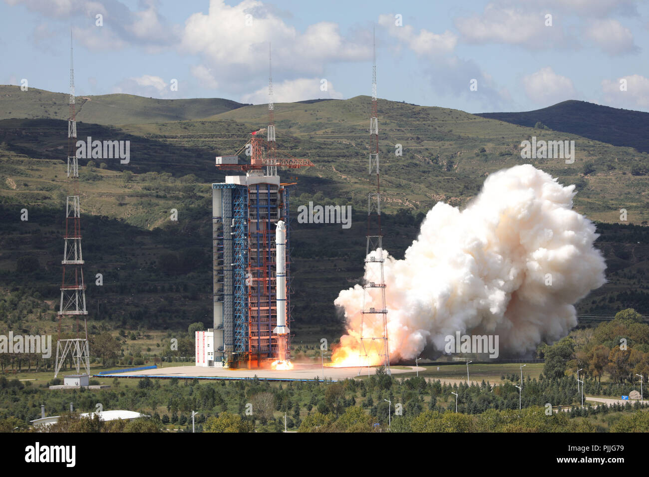 Long march 2c hi-res stock photography and images - Alamy