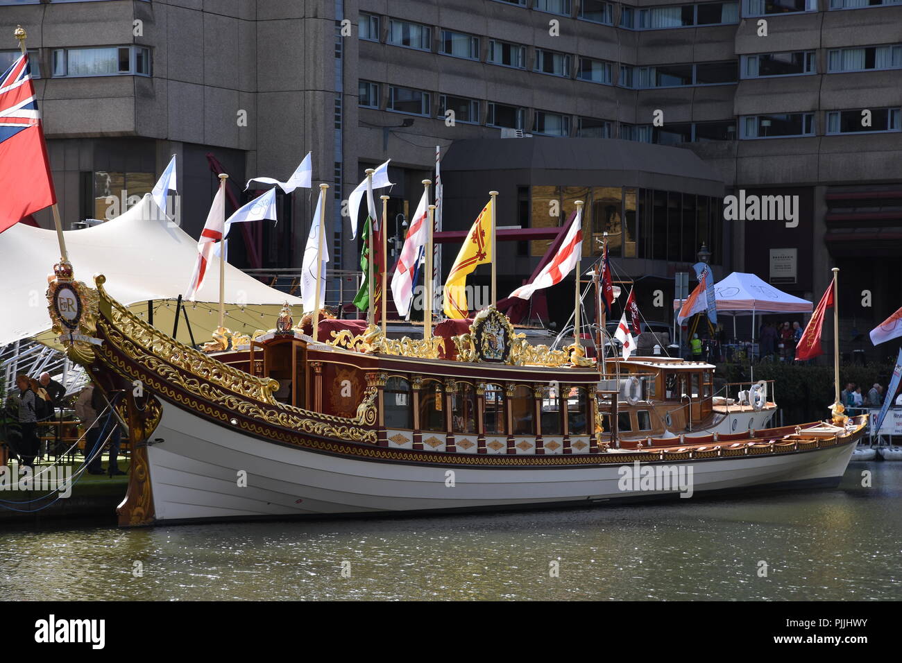 2012 diamond jubilee boats hi-res stock photography and images - Alamy