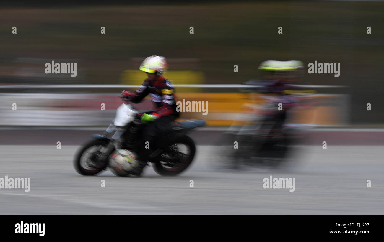 Feature, ornamental picture, wiper. GES / Motorsport / Motoball ...