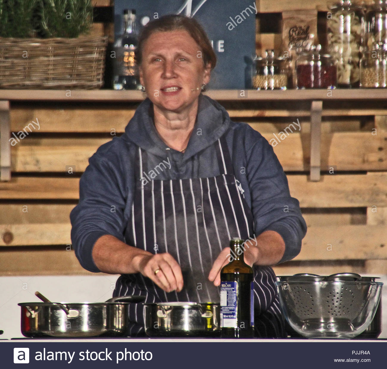 Chef Angela Hartnett Stock Photos & Chef Angela Hartnett Stock Images ...