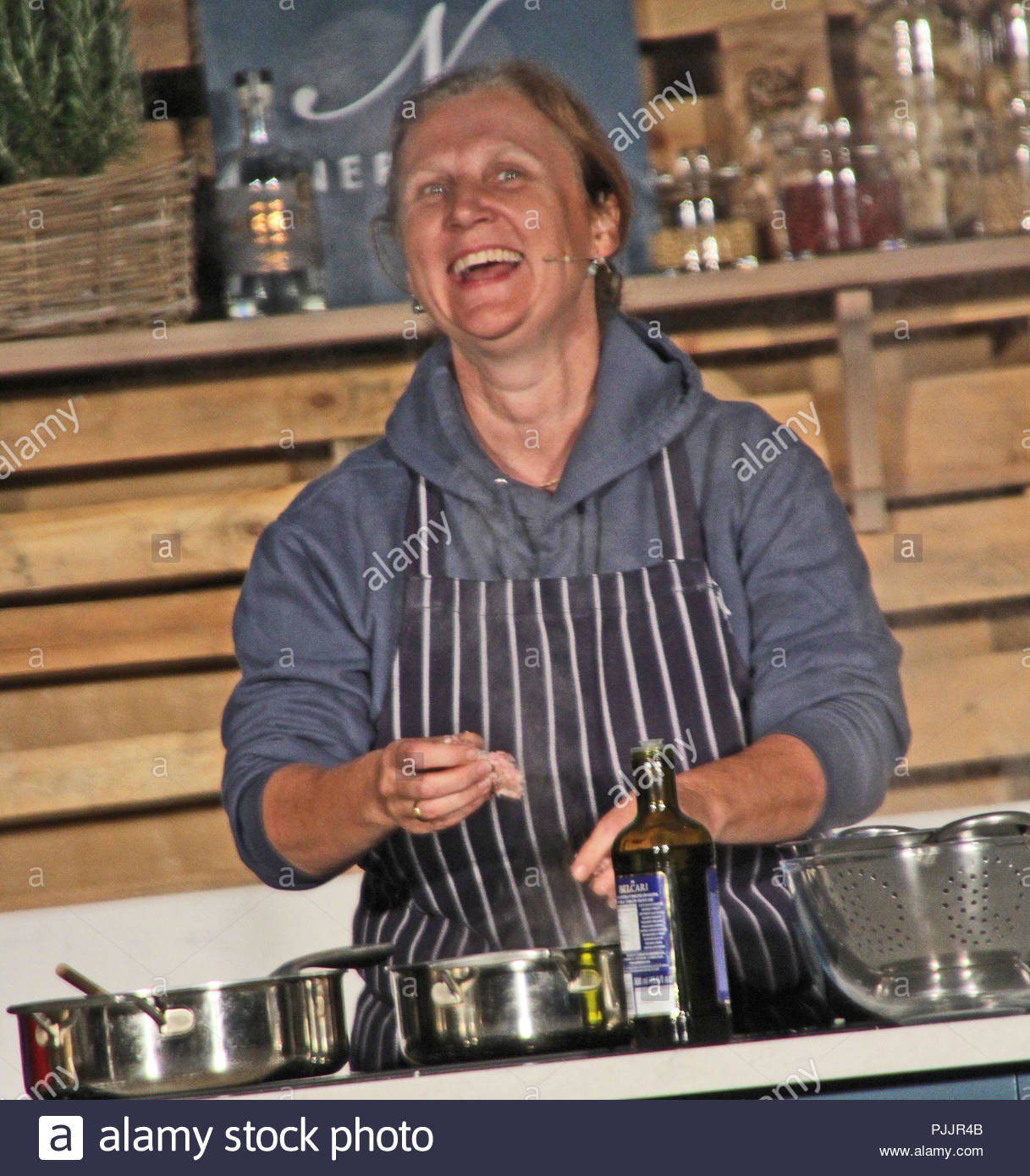 Chef Angela Hartnett Stock Photos & Chef Angela Hartnett Stock Images ...