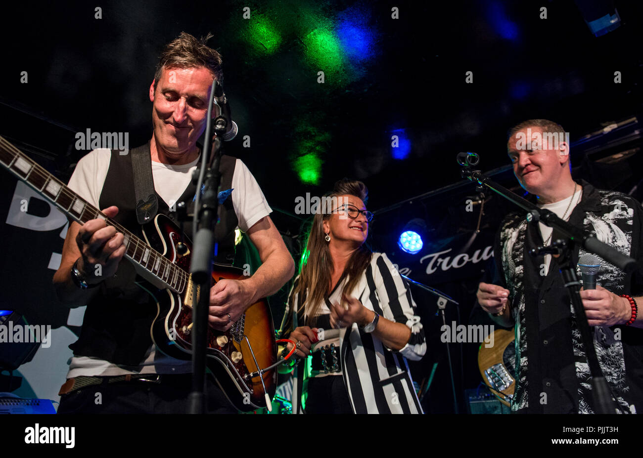 London, UK. 7th September 2018. Singers Paul Baker and Emma Gray and ...