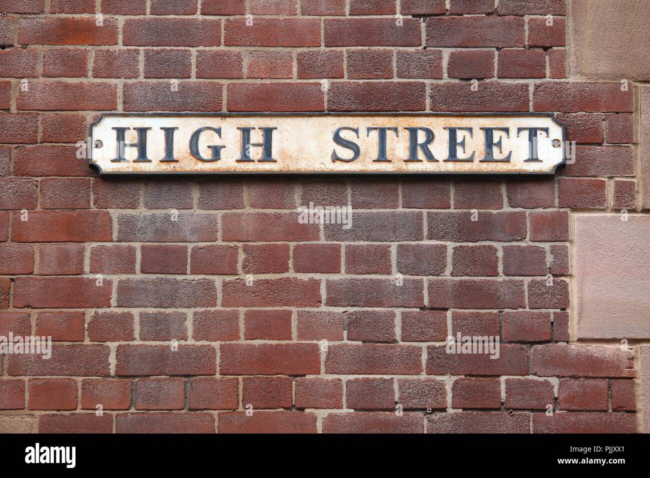 Rotherham, town in South Yorkshire, England. High Street sign Stock ...