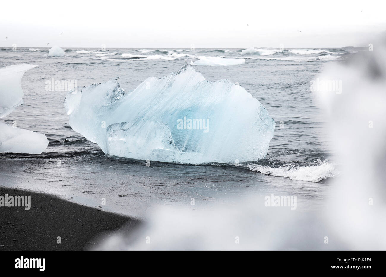Ice block hi-res stock photography and images - Alamy