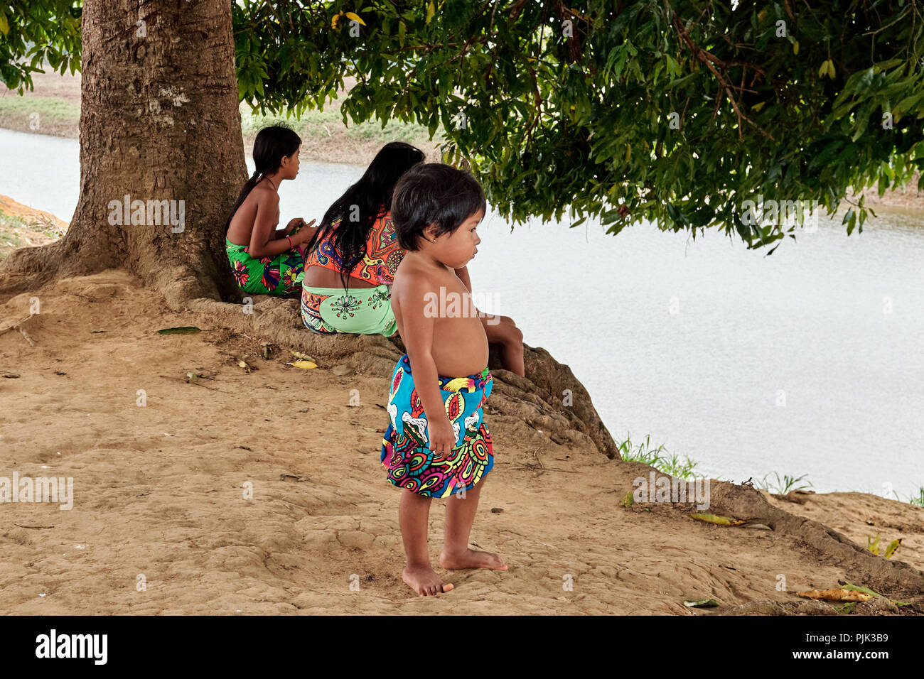 Embera children hi-res stock photography and images - Alamy