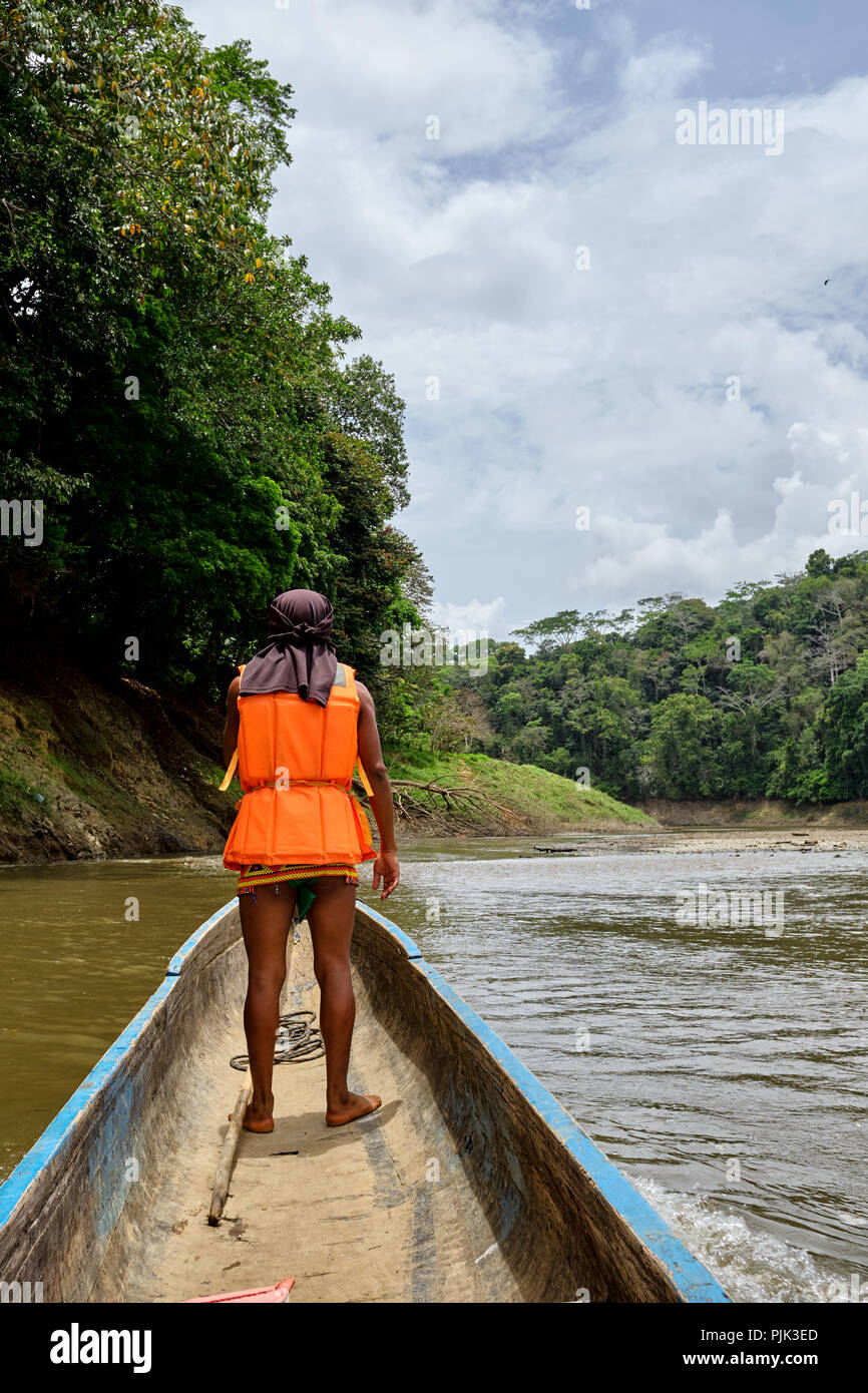 Native american dugout canoe hi-res stock photography and images - Alamy