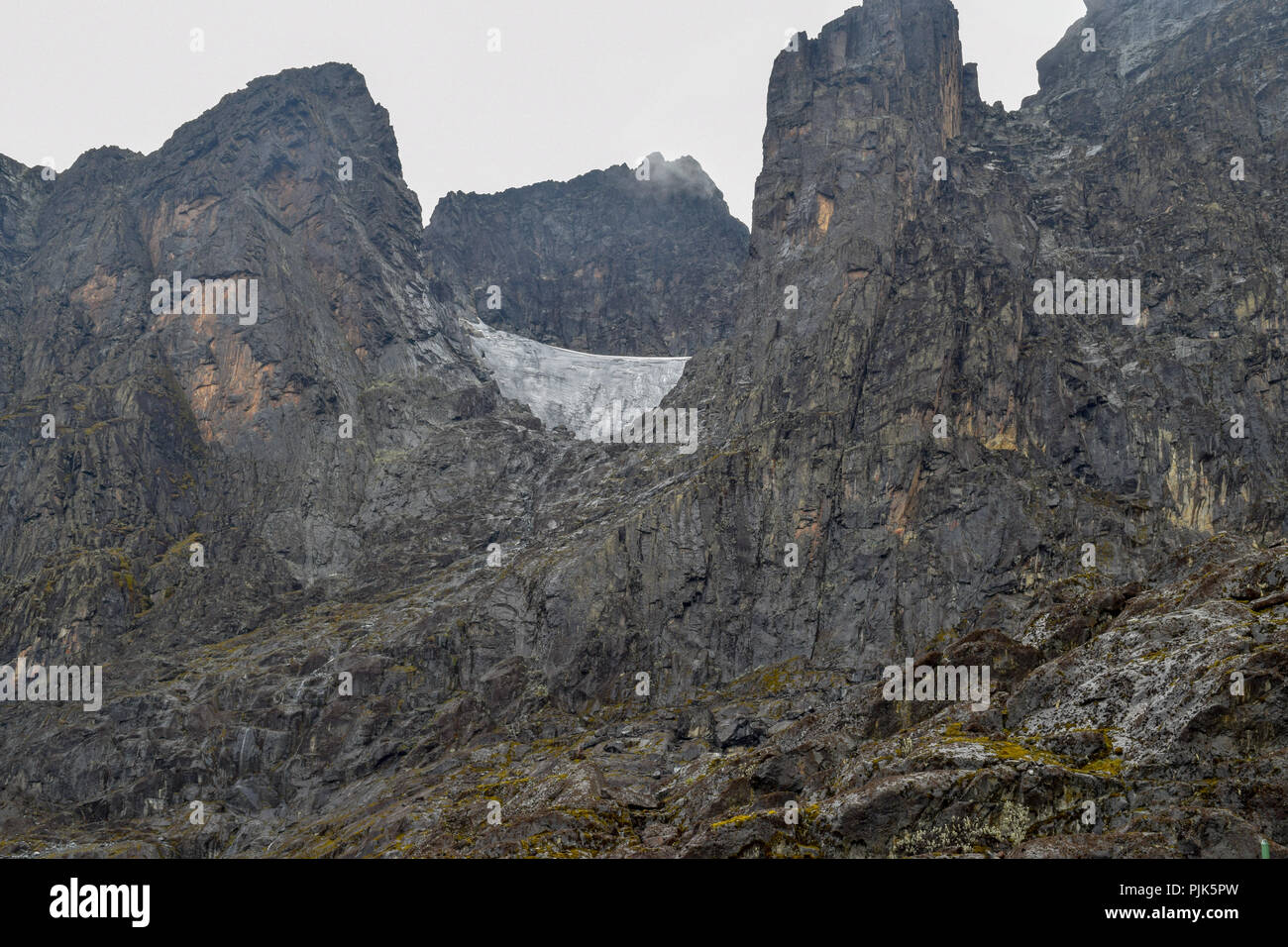 The glaciers of Mount Stanley, The highest mountain in the Rwenzori ...