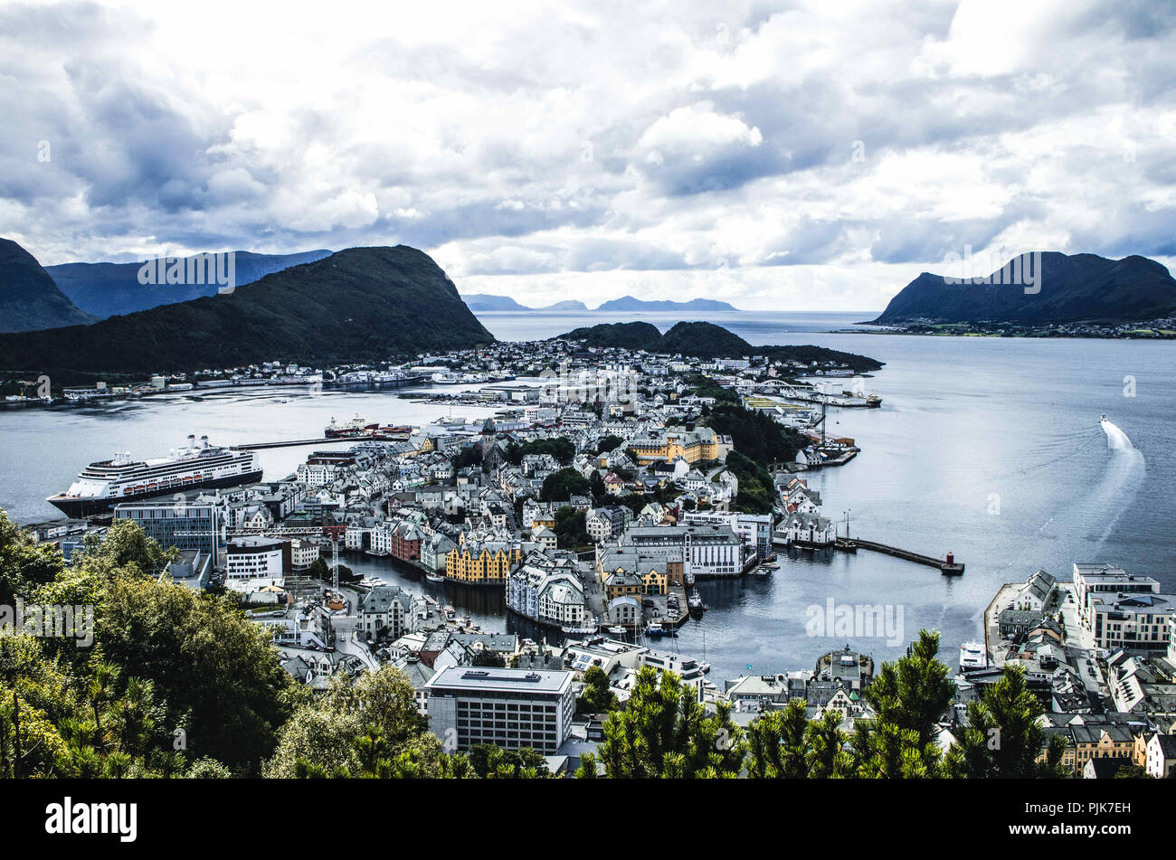 Romsdal, alesund hi-res stock photography and images - Alamy