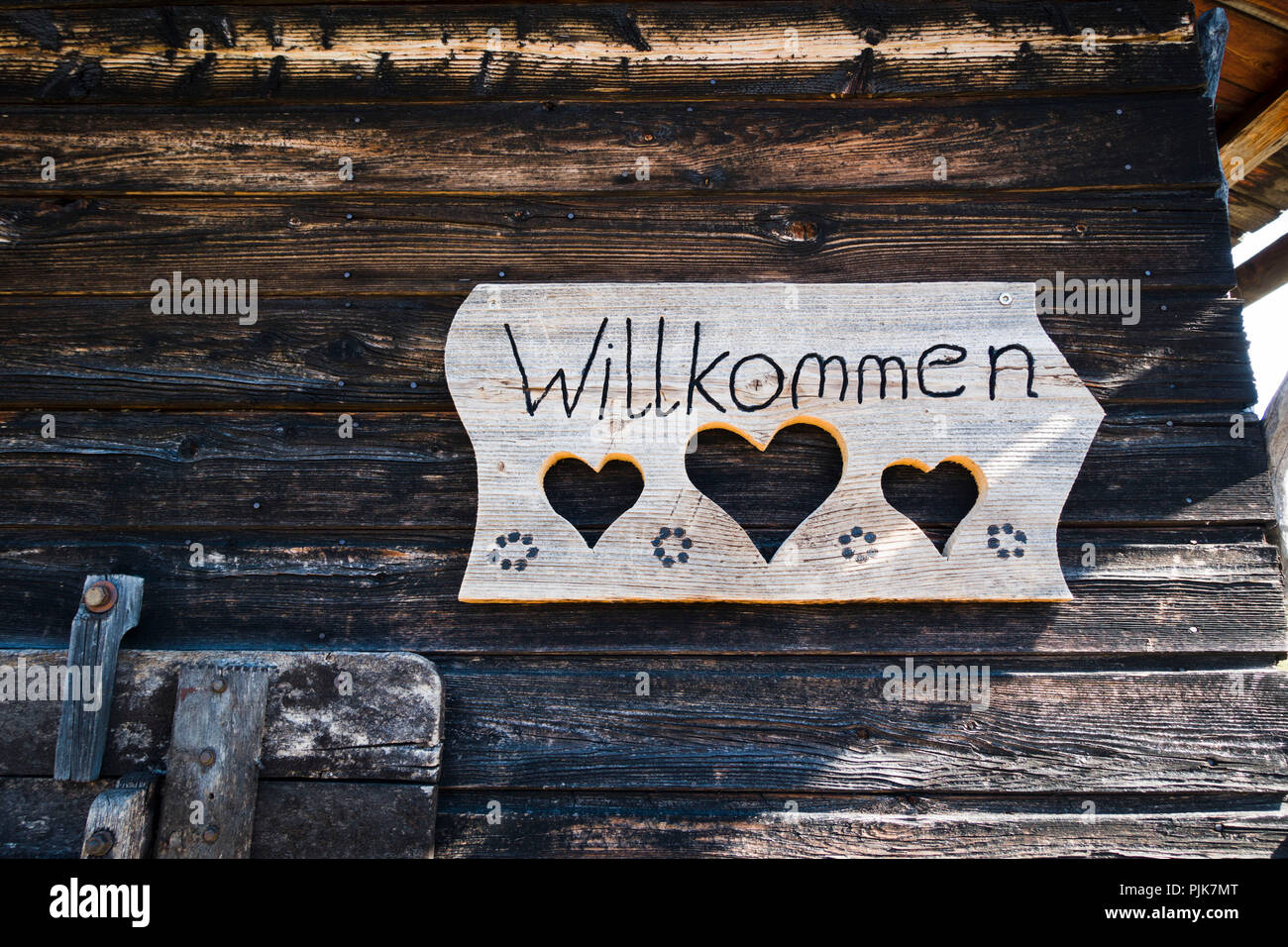Welcome to austria sign hi-res stock photography and images - Alamy