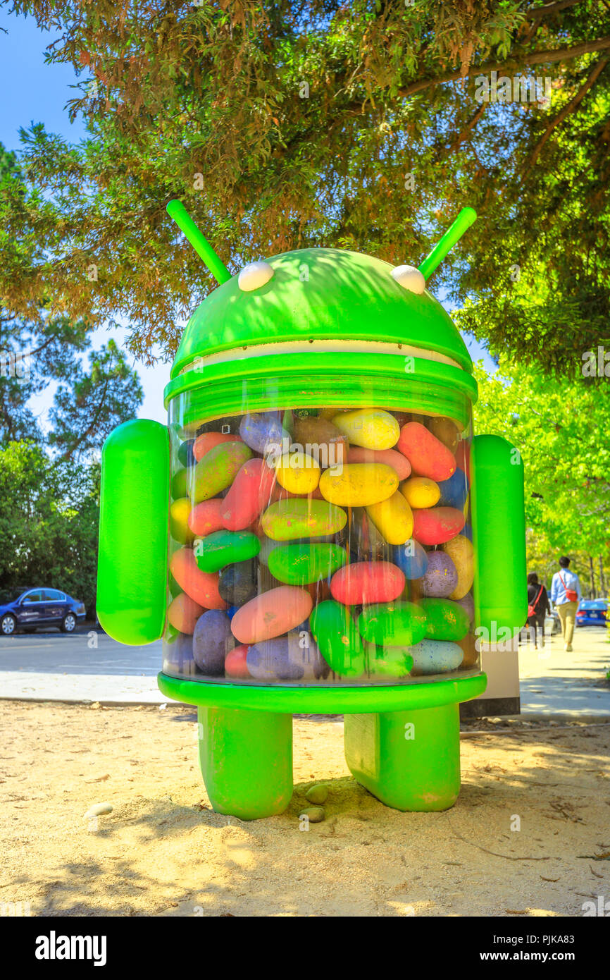 Bean statue hi-res stock photography and images - Alamy