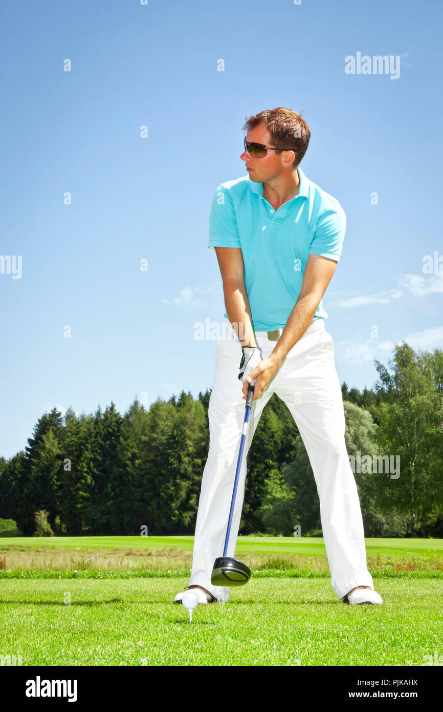 Male golf player hi-res stock photography and images - Alamy