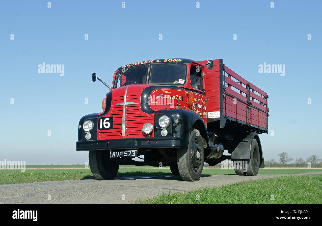 Vintage leyland lorry commercial vehicle hi-res stock photography and ...