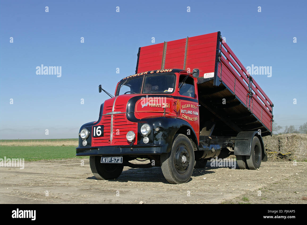 Vintage leyland lorry commercial vehicle hi-res stock photography and ...