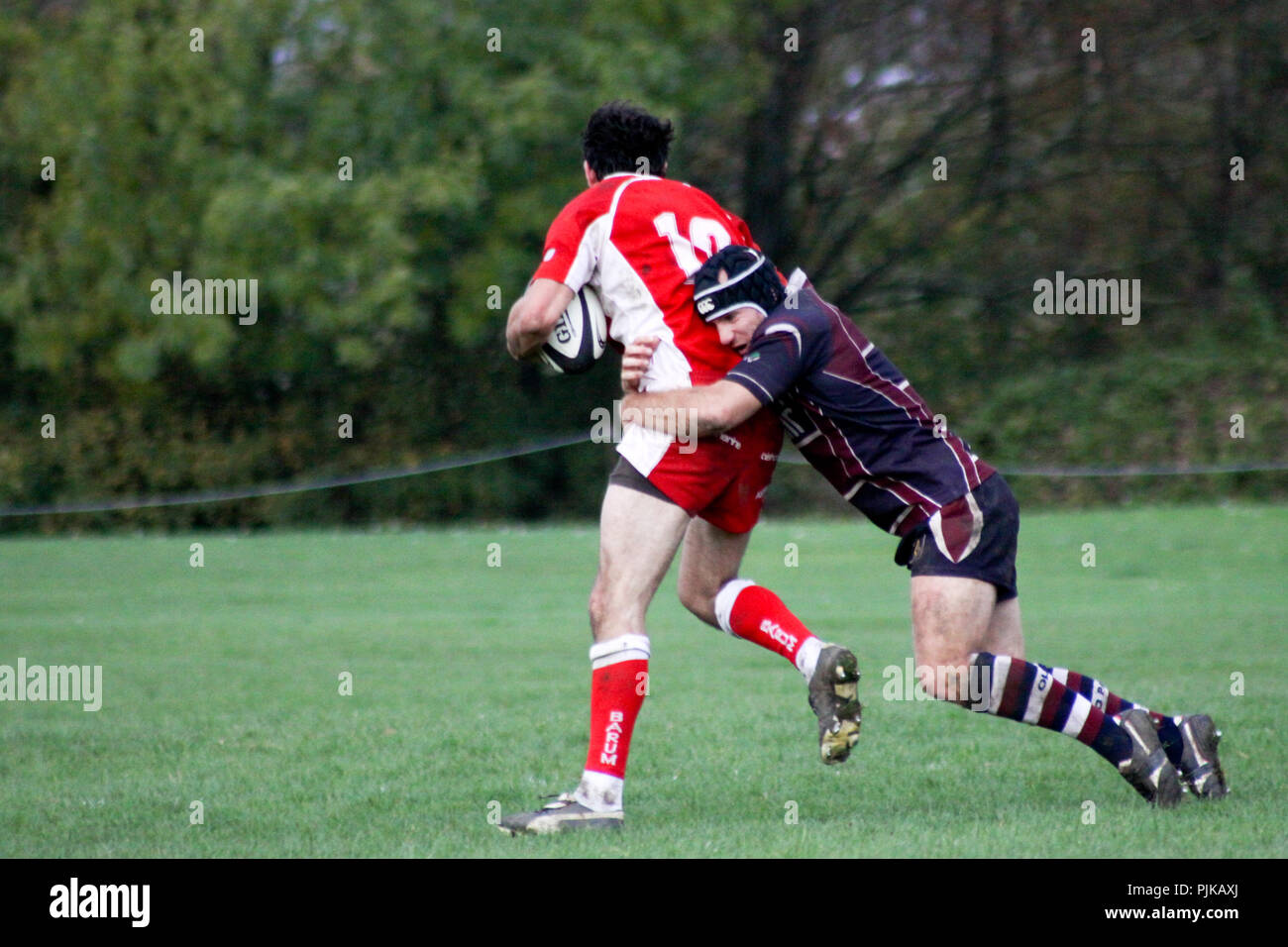 Teamwork tackle hi-res stock photography and images - Alamy