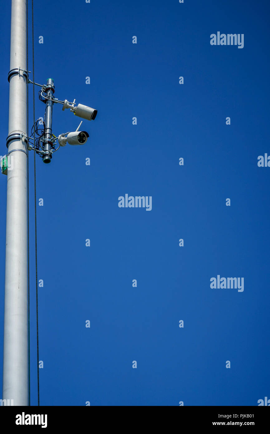 Security camera on light pole hi-res stock photography and images - Alamy