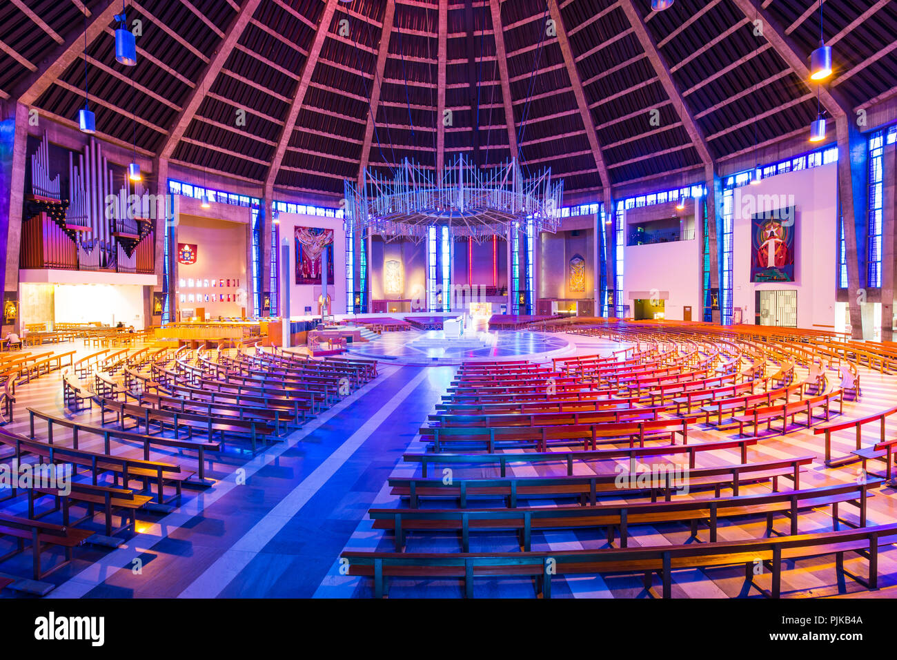 Liverpool cathedral interior hi-res stock photography and images - Alamy
