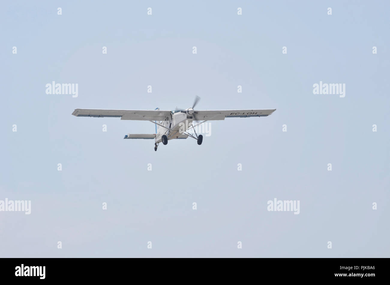 Small plane, Pilatus PC-6 / B2-H4 Turbo Porter, it's taking off from ...