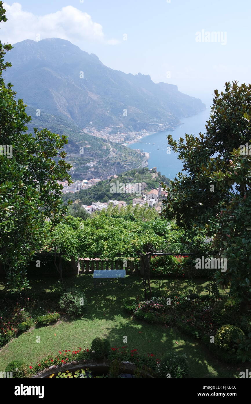 Garden sea view hi-res stock photography and images - Alamy