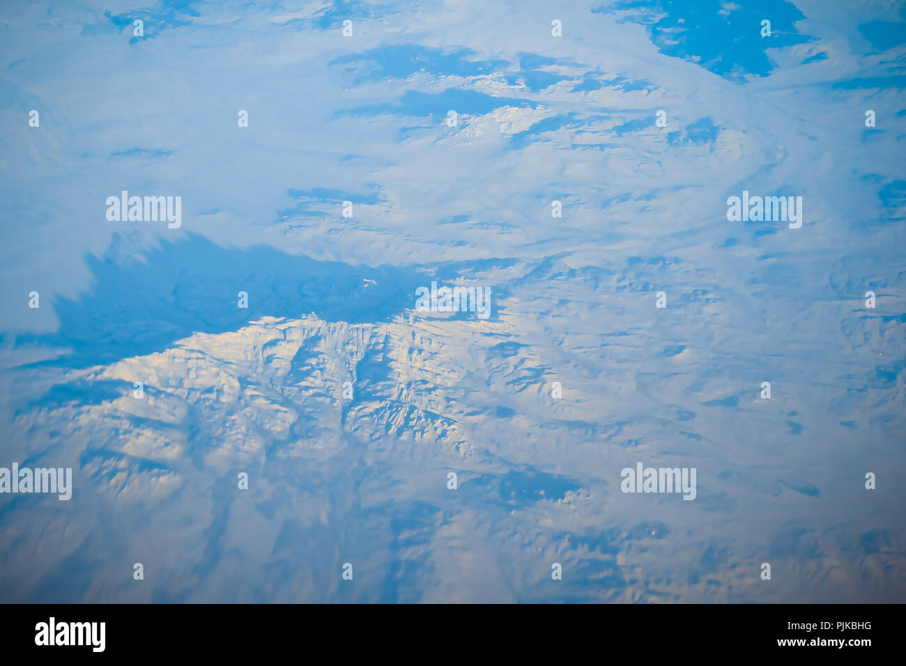 Curved earth from airplane hi-res stock photography and images - Alamy