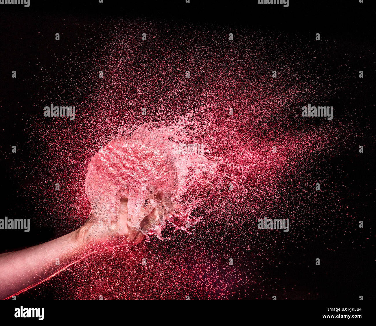 Balloon bursting hi-res stock photography and images - Alamy