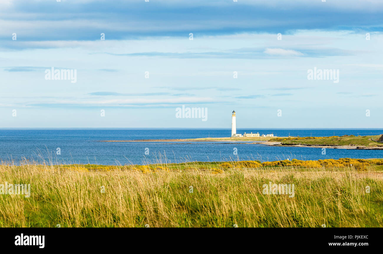 The Barn Ness Lighthouse near Dunbar on the scottish coast Stock Photo ...