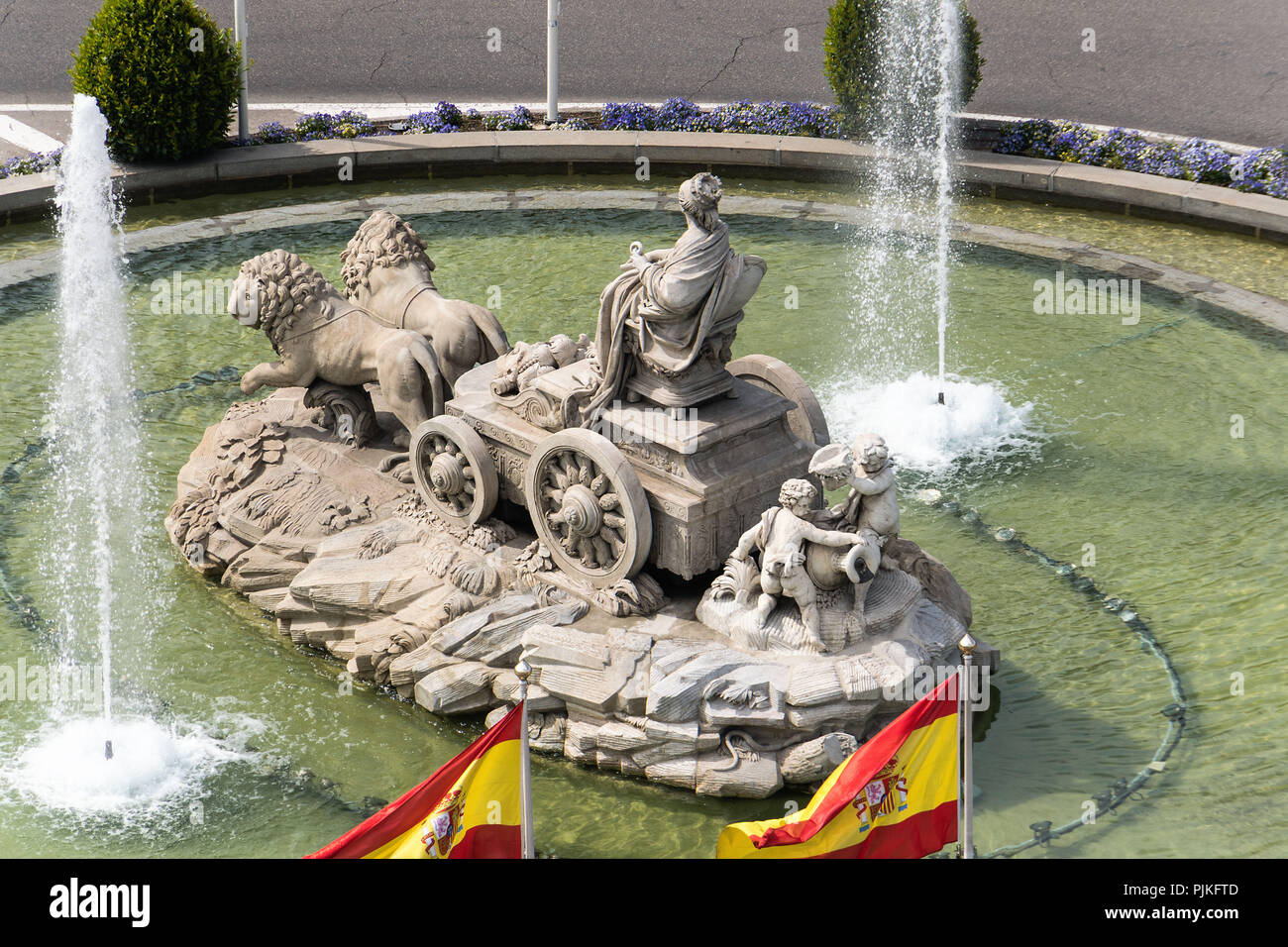 Madrid, Plaza Cibeles, Fountain, Fuente de Cibeles Stock Photo - Alamy