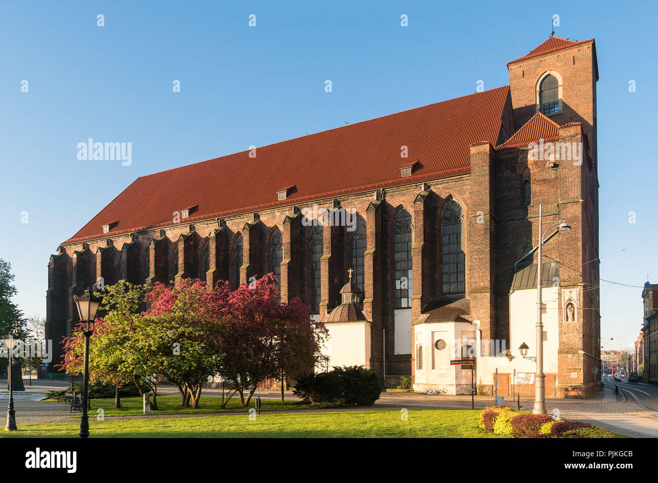 Our lady on the sand hi-res stock photography and images - Alamy