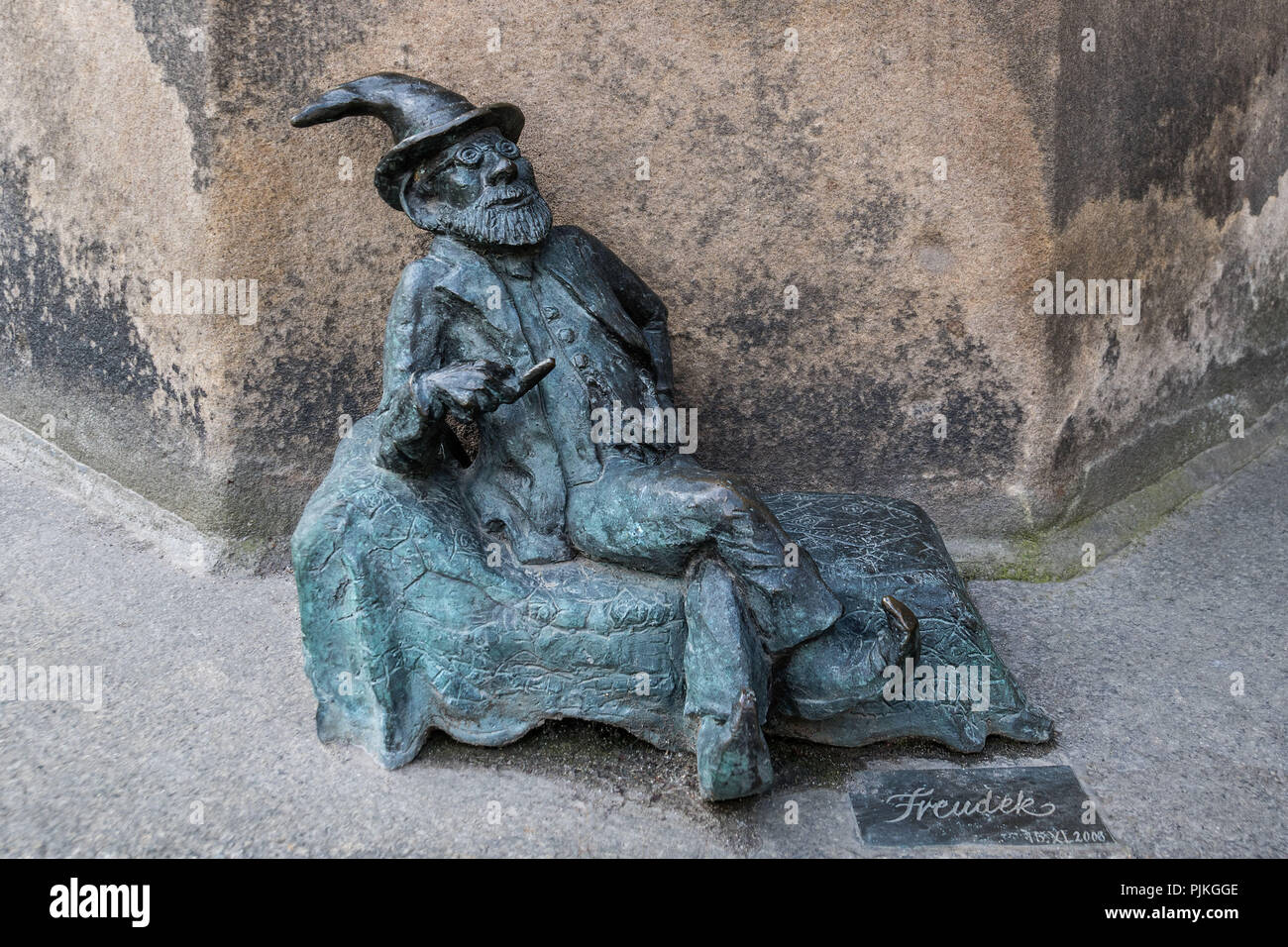 Poland, Wroclaw, Wroclaw's dwarfs, former symbol of resistance, Sigmund ...