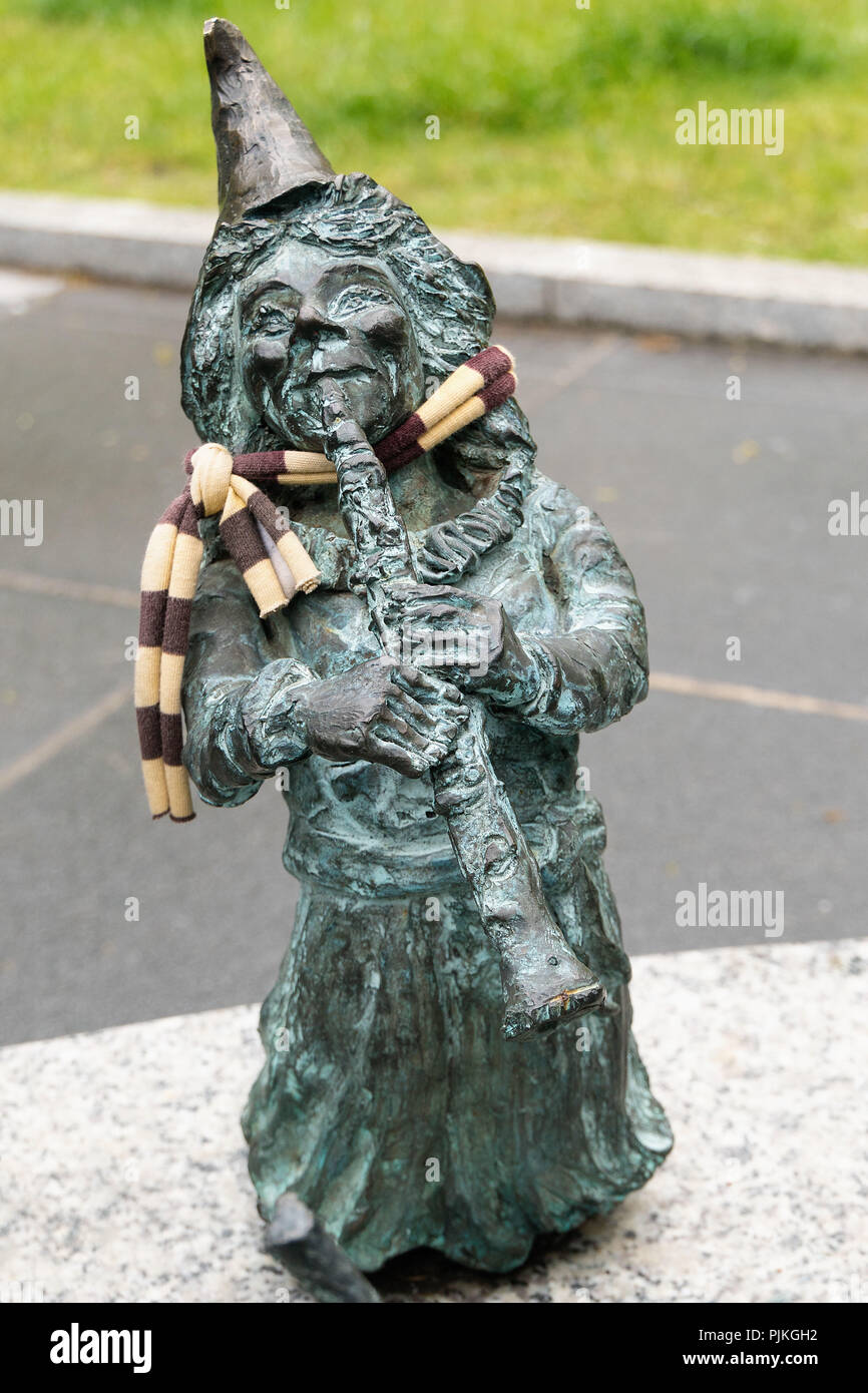 Poland, Wroclaw, Wroclaw's dwarfs, former symbol of resistance, dwarf ...