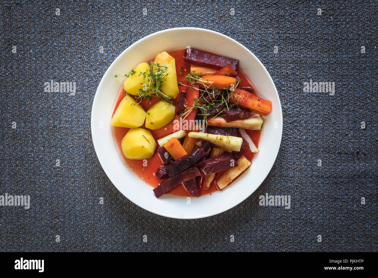 Mixed yellow vegetables hi-res stock photography and images - Alamy