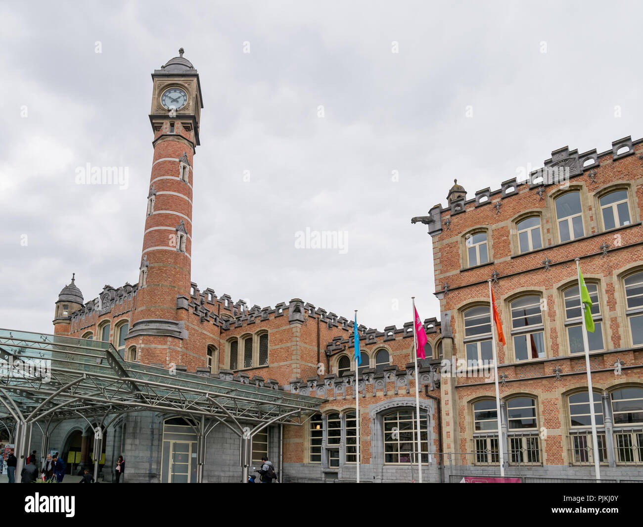 Ghent cityscape station hi-res stock photography and images - Alamy