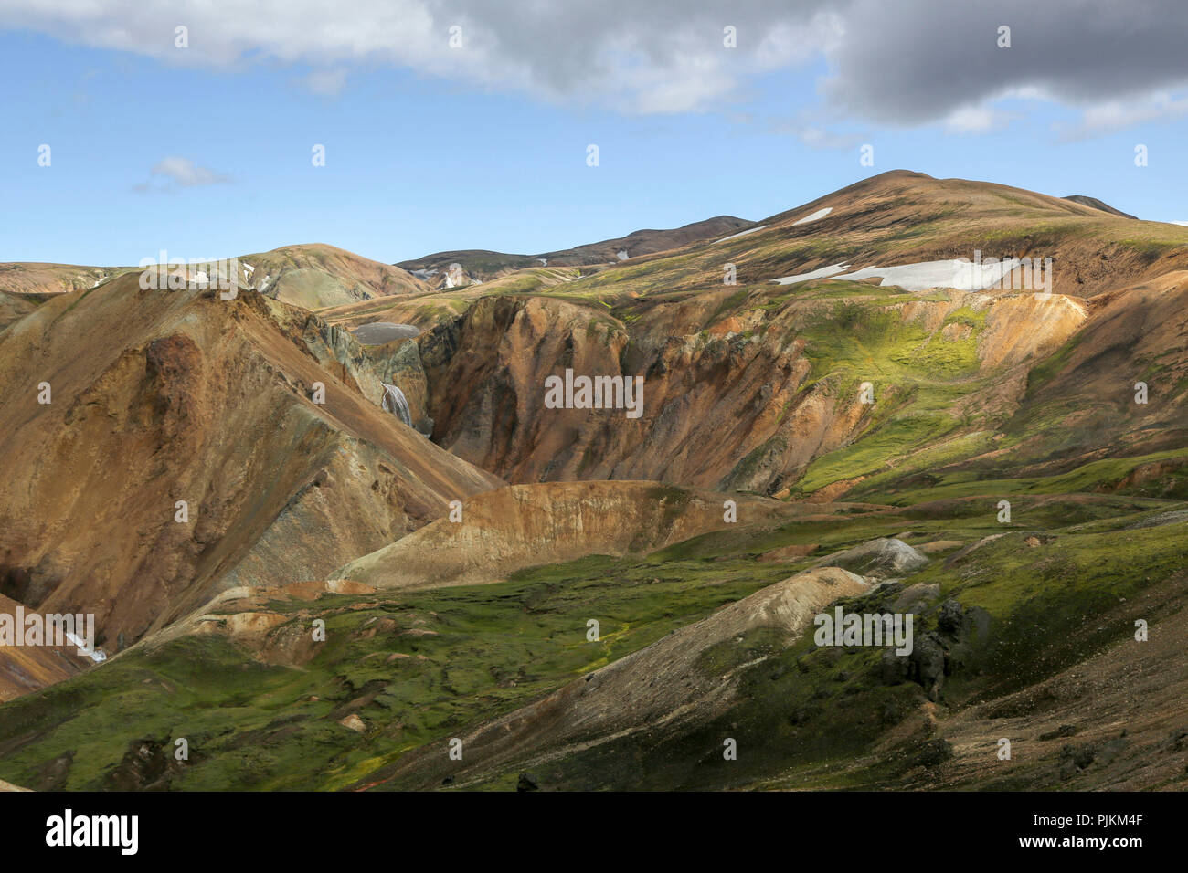 Iceland mountains hi-res stock photography and images - Alamy