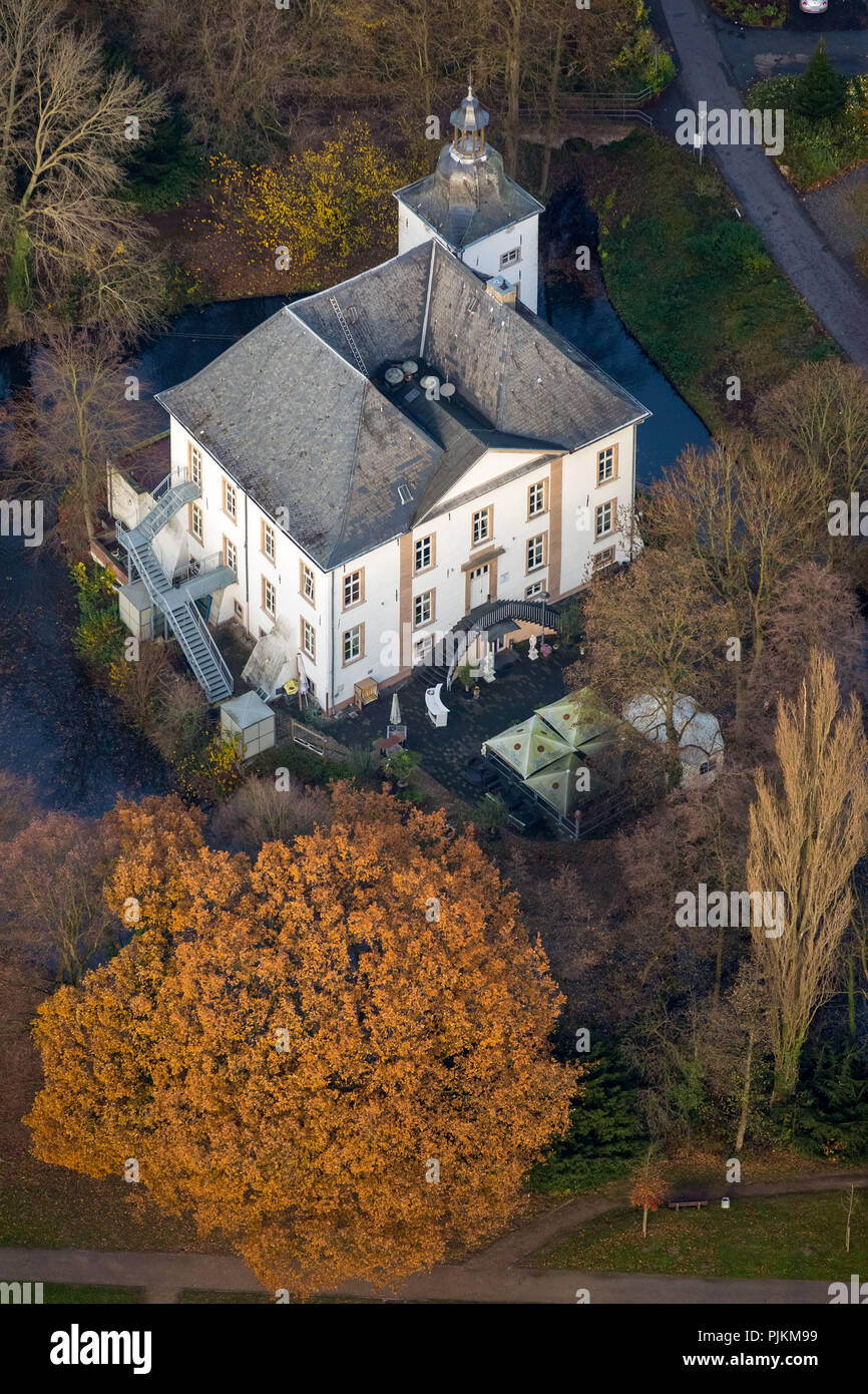 Water castle Haus Voerde, Voerde, Ruhr area, North Rhine-Westphalia ...