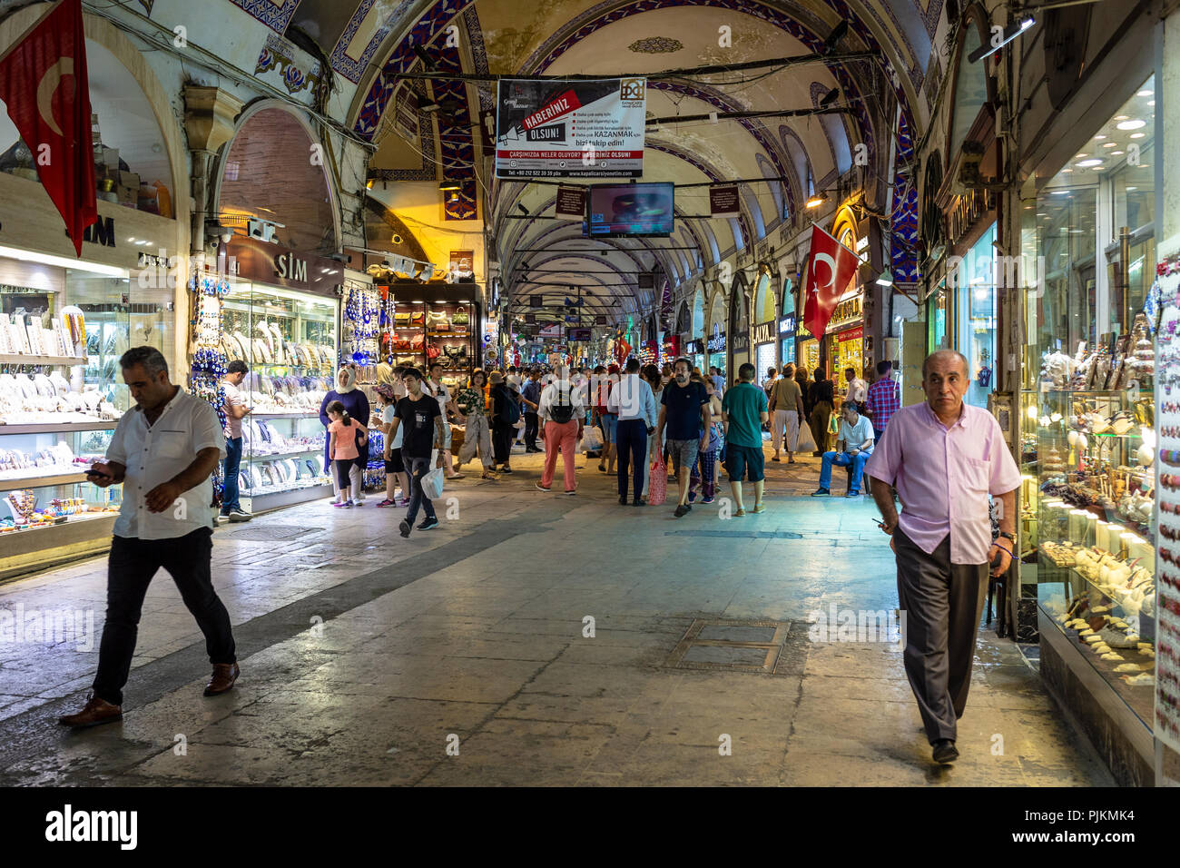 The grand bazaar kapalicarsi hi-res stock photography and images - Alamy
