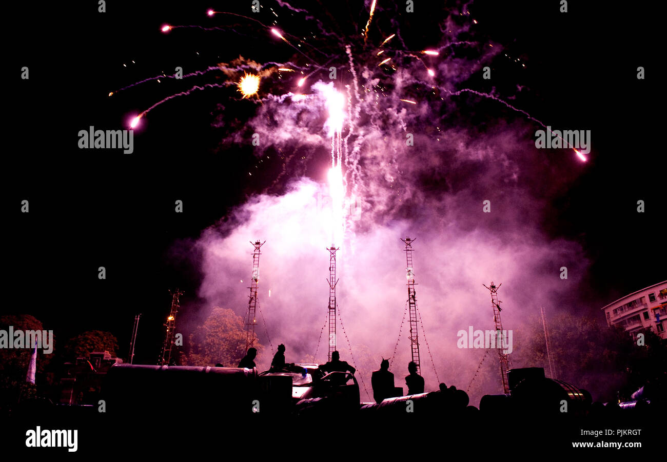 Pyrotechnic show hi-res stock photography and images - Alamy